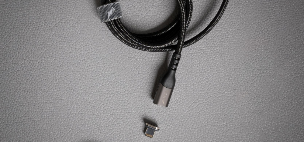 VOLTA Spark: All The Cables You Need In One Cable