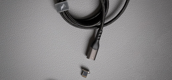 VOLTA Spark: All The Cables You Need In One Cable